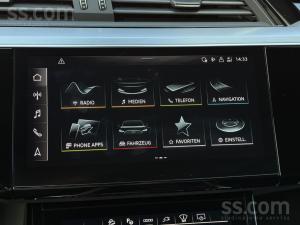 Grey Audi E-Tron 2023 in Saldus, with an engine capacity of 0.00 L and mileage of 45 thousand km for 47700 €, photo 23 on AUTOMOTO.COM.LV