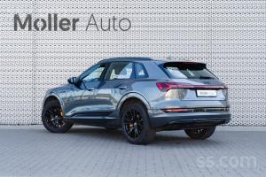 Pelēks Audi E-Tron 2023 Rīga, ar dzinēja tilpumu 0.00 L un nobraukumu 62 tūkst. km par 41450 €, foto 4 vietnē AUTOMOTO.COM.LV