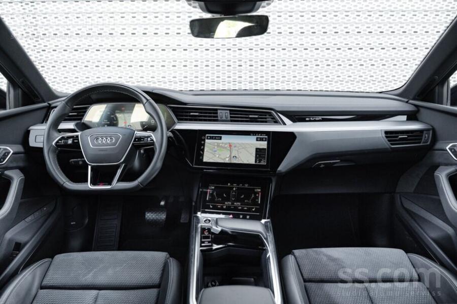 Pelēks Audi E-Tron 2023 Rīga, ar dzinēja tilpumu 0.00 L un nobraukumu 62 tūkst. km par 41450 €, foto 7 vietnē AUTOMOTO.COM.LV