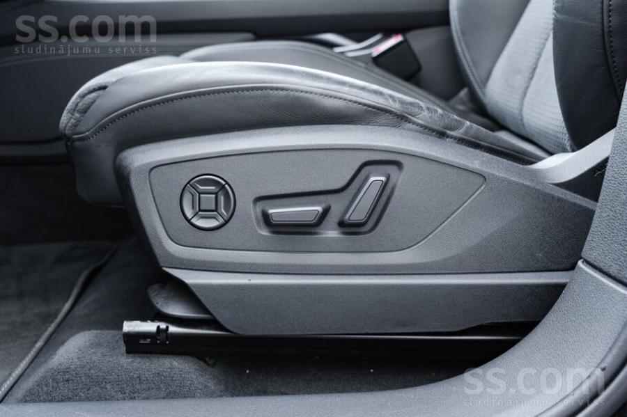 Pelēks Audi E-Tron 2023 Rīga, ar dzinēja tilpumu 0.00 L un nobraukumu 62 tūkst. km par 41450 €, foto 12 vietnē AUTOMOTO.COM.LV