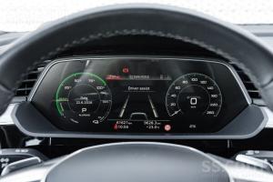 Pelēks Audi E-Tron 2023 Rīga, ar dzinēja tilpumu 0.00 L un nobraukumu 62 tūkst. km par 41450 €, foto 16 vietnē AUTOMOTO.COM.LV