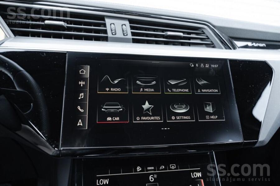 Pelēks Audi E-Tron 2023 Rīga, ar dzinēja tilpumu 0.00 L un nobraukumu 62 tūkst. km par 41450 €, foto 20 vietnē AUTOMOTO.COM.LV