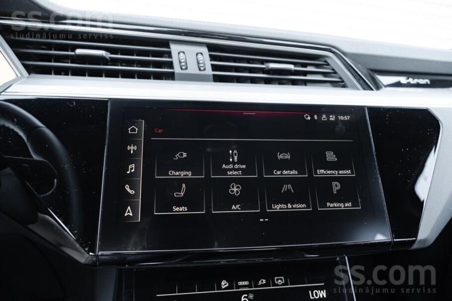 Pelēks Audi E-Tron 2023 Rīga, ar dzinēja tilpumu 0.00 L un nobraukumu 62 tūkst. km par 41450 €, foto 21 vietnē AUTOMOTO.COM.LV