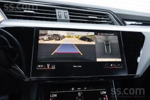 Pelēks Audi E-Tron 2023 Rīga, ar dzinēja tilpumu 0.00 L un nobraukumu 62 tūkst. km par 41450 €, foto 28 vietnē AUTOMOTO.COM.LV