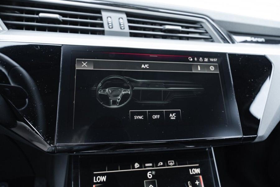Grey Audi E-Tron 2023 in Marupe, with an engine capacity of 0.00 L and mileage of 62 thousand km for 41450 €, photo 18 on AUTOMOTO.COM.LV