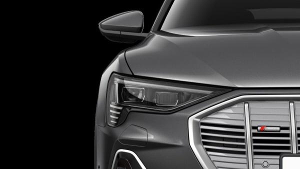 Grey Audi E-Tron 2023 in Marupe, with an engine capacity of 0.00 L and mileage of 78 thousand km for 36900 €, photo 6 on AUTOMOTO.COM.LV