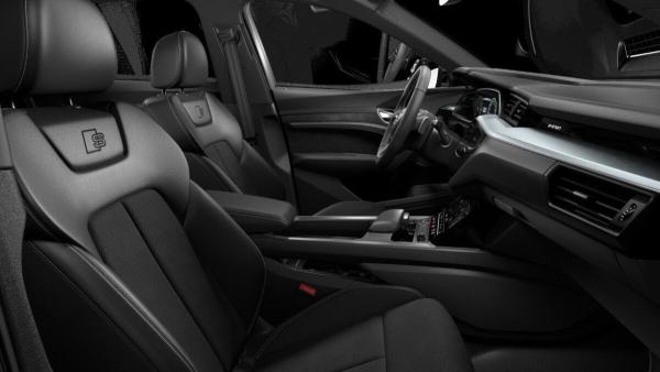 Grey Audi E-Tron 2023 in Marupe, with an engine capacity of 0.00 L and mileage of 78 thousand km for 36900 €, photo 8 on AUTOMOTO.COM.LV