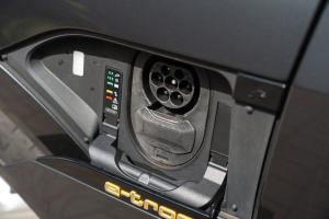 Серый Ауди E-Tron 2023 в Вильнюс, объемом двигателя 0.00 л и пробегом 86 тыс. км за 37700 €, фото 27 на AUTOMOTO.COM.LV