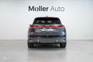 Grey Audi E-Tron 2023 in Vilnius, with an engine capacity of 0.00 L and mileage of 56 thousand km for 37000 €, photo 7 on AUTOMOTO.COM.LV