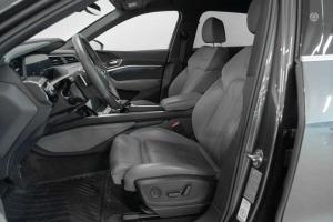 Grey Audi E-Tron 2023 in Vilnius, with an engine capacity of 0.00 L and mileage of 56 thousand km for 37000 €, photo 8 on AUTOMOTO.COM.LV