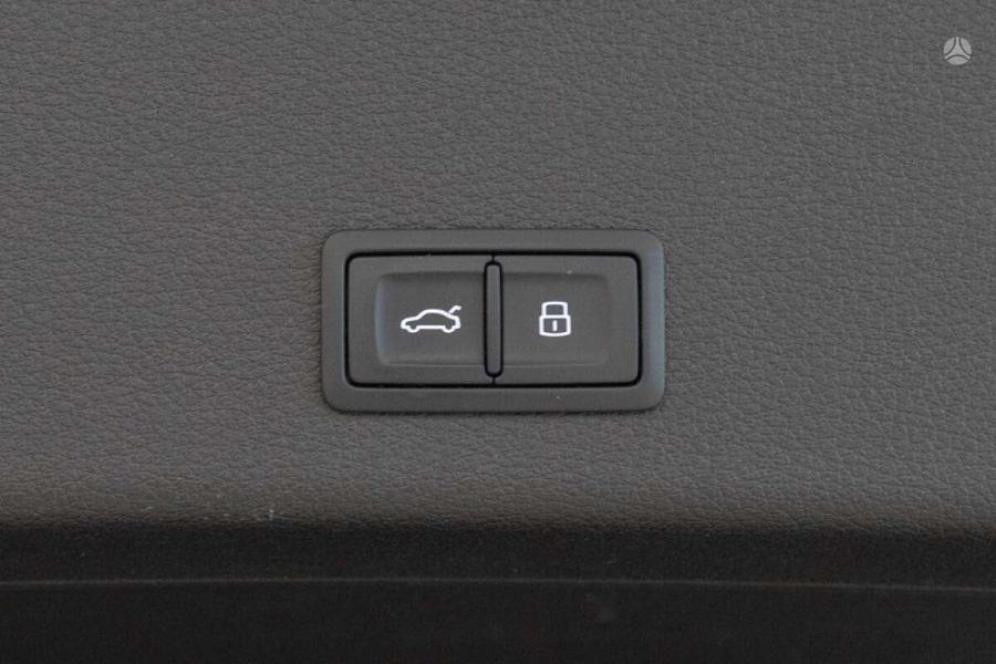 Grey Audi E-Tron 2023 in Vilnius, with an engine capacity of 0.00 L and mileage of 56 thousand km for 37000 €, photo 22 on AUTOMOTO.COM.LV
