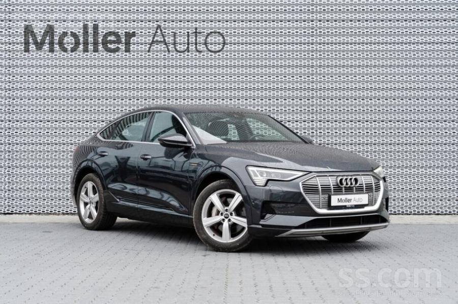 Pelēks Audi E-Tron 2023 Rīga, ar dzinēja tilpumu 0.00 L un nobraukumu 35 tūkst. km par 39850 €, foto 3 vietnē AUTOMOTO.COM.LV