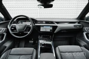 Pelēks Audi E-Tron 2023 Rīga, ar dzinēja tilpumu 0.00 L un nobraukumu 35 tūkst. km par 39850 €, foto 7 vietnē AUTOMOTO.COM.LV