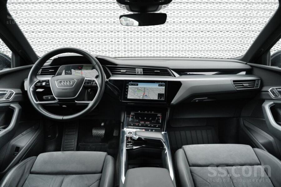 Pelēks Audi E-Tron 2023 Rīga, ar dzinēja tilpumu 0.00 L un nobraukumu 35 tūkst. km par 39850 €, foto 7 vietnē AUTOMOTO.COM.LV