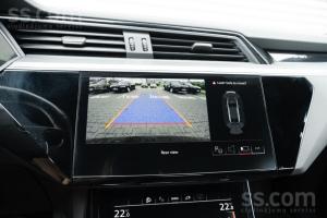 Pelēks Audi E-Tron 2023 Rīga, ar dzinēja tilpumu 0.00 L un nobraukumu 35 tūkst. km par 39850 €, foto 19 vietnē AUTOMOTO.COM.LV