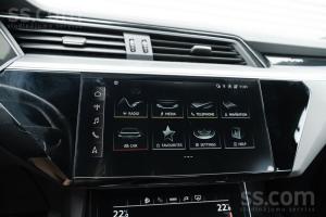 Pelēks Audi E-Tron 2023 Rīga, ar dzinēja tilpumu 0.00 L un nobraukumu 35 tūkst. km par 39850 €, foto 21 vietnē AUTOMOTO.COM.LV