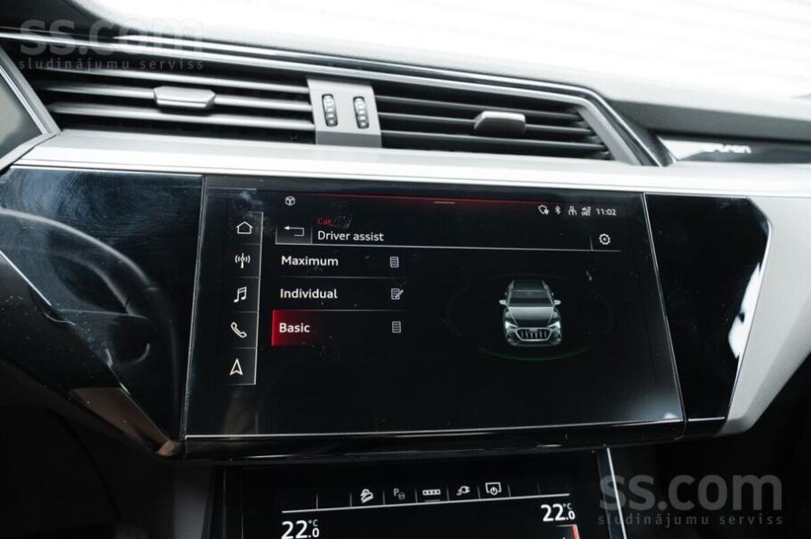 Pelēks Audi E-Tron 2023 Rīga, ar dzinēja tilpumu 0.00 L un nobraukumu 35 tūkst. km par 39850 €, foto 26 vietnē AUTOMOTO.COM.LV