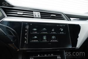 Pelēks Audi E-Tron 2023 Rīga, ar dzinēja tilpumu 0.00 L un nobraukumu 35 tūkst. km par 39850 €, foto 28 vietnē AUTOMOTO.COM.LV