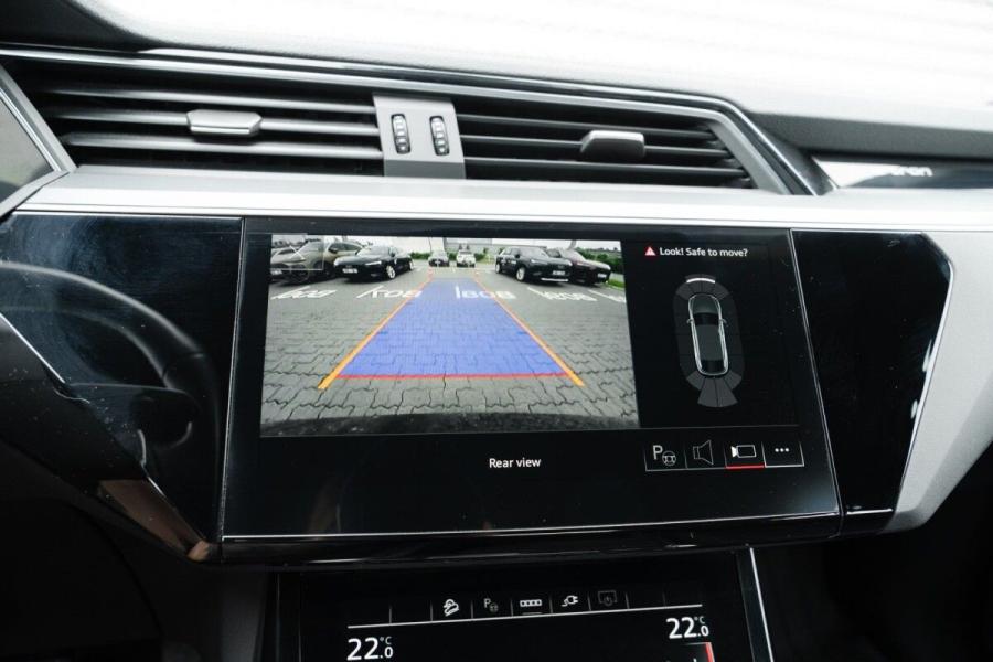 Pelēks Audi E-Tron 2023 Mārupe, ar dzinēja tilpumu 0.00 L un nobraukumu 35 tūkst. km par 39850 €, foto 19 vietnē AUTOMOTO.COM.LV