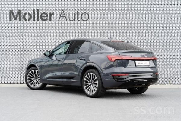 Pelēks Audi E-Tron 2023 Rīga, ar dzinēja tilpumu 0.00 L un nobraukumu 57 tūkst. km par 51900 €, foto 3 vietnē AUTOMOTO.COM.LV