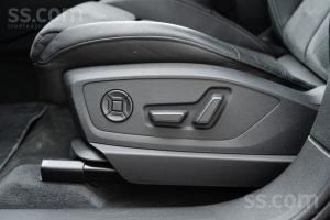 Grey Audi E-Tron 2023 in Riga, with an engine capacity of 0.00 L and mileage of 57 thousand km for 51900 €, photo 13 on AUTOMOTO.COM.LV