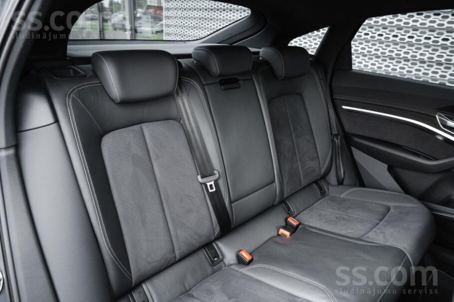 Grey Audi E-Tron 2023 in Riga, with an engine capacity of 0.00 L and mileage of 57 thousand km for 51900 €, photo 29 on AUTOMOTO.COM.LV