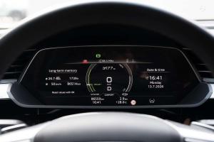Grey Audi E-Tron 2023 in Vilnius, with an engine capacity of 0.00 L and mileage of 87 thousand km for 34900 €, photo 25 on AUTOMOTO.COM.LV