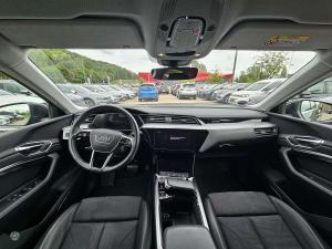 Grey Audi E-Tron 2023 in Vilnius, with an engine capacity of 0.00 L and mileage of 46 thousand km for 36000 €, photo 12 on AUTOMOTO.COM.LV