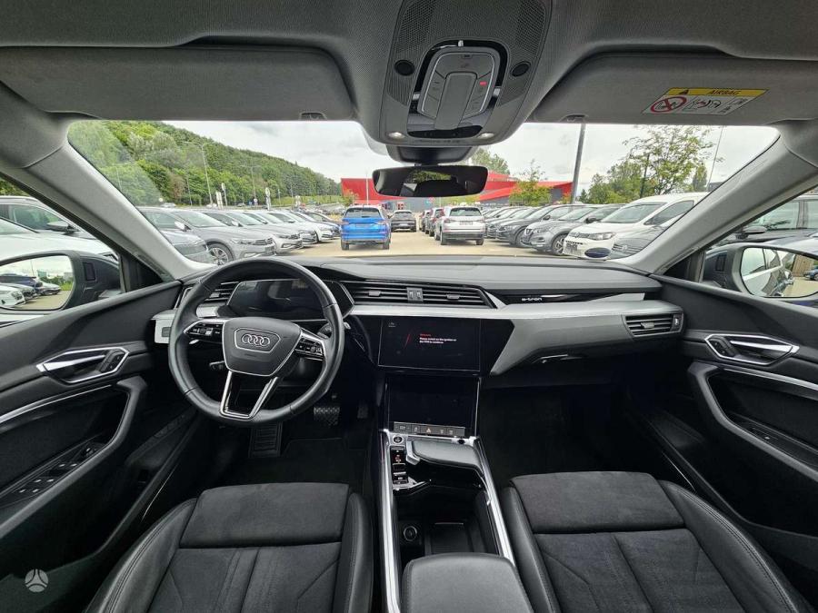 Grey Audi E-Tron 2023 in Vilnius, with an engine capacity of 0.00 L and mileage of 46 thousand km for 36000 €, photo 12 on AUTOMOTO.COM.LV