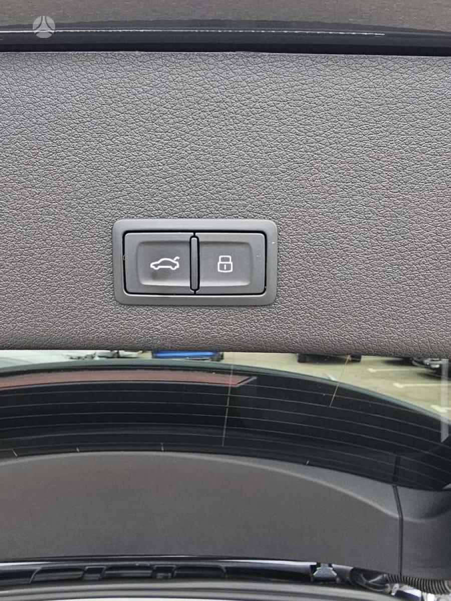 Grey Audi E-Tron 2023 in Vilnius, with an engine capacity of 0.00 L and mileage of 46 thousand km for 36000 €, photo 28 on AUTOMOTO.COM.LV