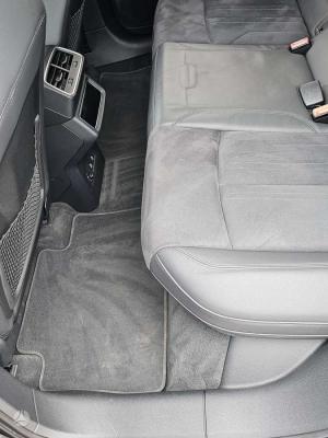 Grey Audi E-Tron 2023 in Vilnius, with an engine capacity of 0.00 L and mileage of 46 thousand km for 36000 €, photo 34 on AUTOMOTO.COM.LV