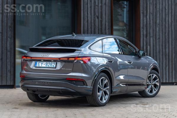 Grey Audi E-Tron 2023 in Riga, with an engine capacity of 0.00 L and mileage of 48 thousand km for 38900 €, photo 3 on AUTOMOTO.COM.LV