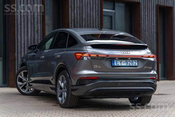 Grey Audi E-Tron 2023 in Riga, with an engine capacity of 0.00 L and mileage of 48 thousand km for 38900 €, photo 4 on AUTOMOTO.COM.LV