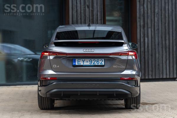Grey Audi E-Tron 2023 in Riga, with an engine capacity of 0.00 L and mileage of 48 thousand km for 38900 €, photo 7 on AUTOMOTO.COM.LV