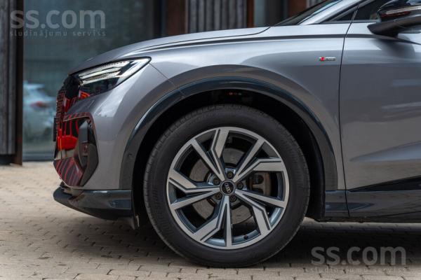 Grey Audi E-Tron 2023 in Riga, with an engine capacity of 0.00 L and mileage of 48 thousand km for 38900 €, photo 9 on AUTOMOTO.COM.LV