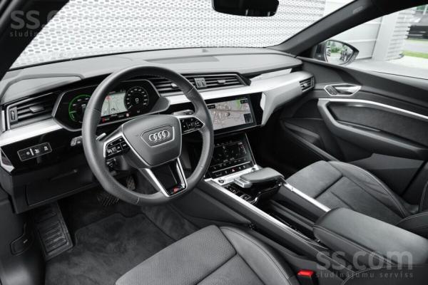 Pelēks Audi E-Tron 2023 Rīga, ar dzinēja tilpumu 0.00 L un nobraukumu 78 tūkst. km par 38150 €, foto 10 vietnē AUTOMOTO.COM.LV