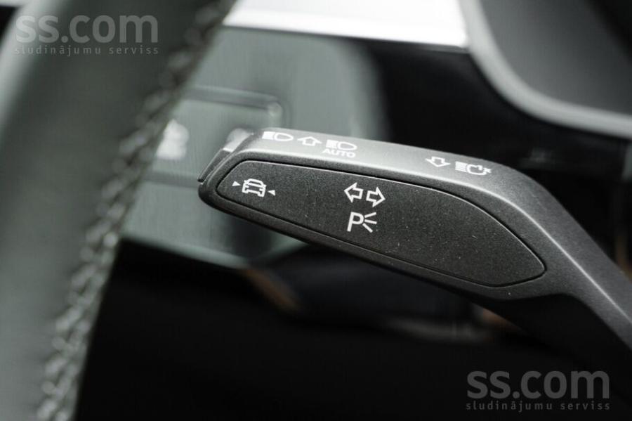 Grey Audi E-Tron 2023 in Riga, with an engine capacity of 0.00 L and mileage of 78 thousand km for 38150 €, photo 16 on AUTOMOTO.COM.LV