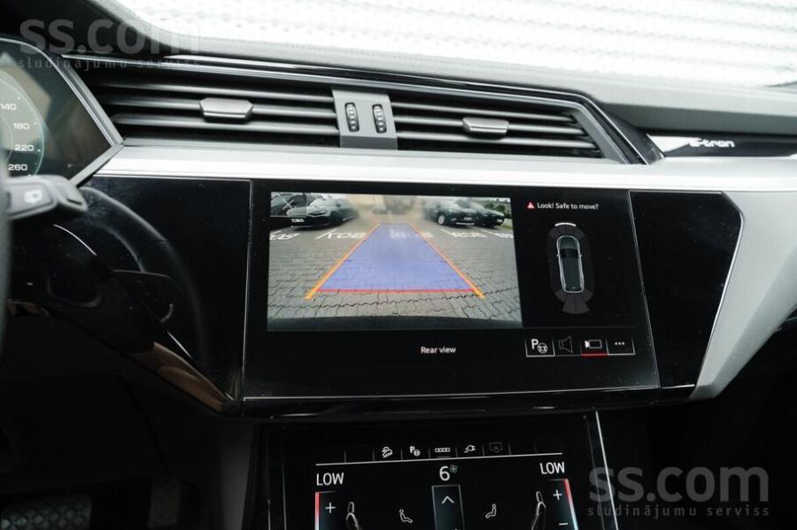 Grey Audi E-Tron 2023 in Riga, with an engine capacity of 0.00 L and mileage of 78 thousand km for 38150 €, photo 21 on AUTOMOTO.COM.LV