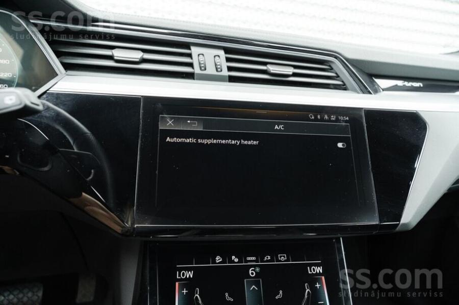 Grey Audi E-Tron 2023 in Riga, with an engine capacity of 0.00 L and mileage of 78 thousand km for 38150 €, photo 23 on AUTOMOTO.COM.LV