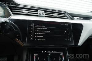 Grey Audi E-Tron 2023 in Riga, with an engine capacity of 0.00 L and mileage of 78 thousand km for 38150 €, photo 28 on AUTOMOTO.COM.LV