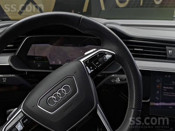Pelēks Audi E-Tron 2023 Tukums, ar dzinēja tilpumu 0.00 L un nobraukumu 52 tūkst. km par 49990 €, foto 8 vietnē AUTOMOTO.COM.LV