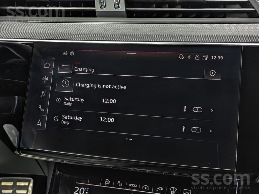Pelēks Audi E-Tron 2023 Tukums, ar dzinēja tilpumu 0.00 L un nobraukumu 52 tūkst. km par 49990 €, foto 13 vietnē AUTOMOTO.COM.LV