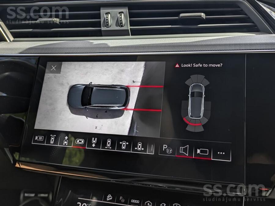 Pelēks Audi E-Tron 2023 Tukums, ar dzinēja tilpumu 0.00 L un nobraukumu 52 tūkst. km par 49990 €, foto 15 vietnē AUTOMOTO.COM.LV