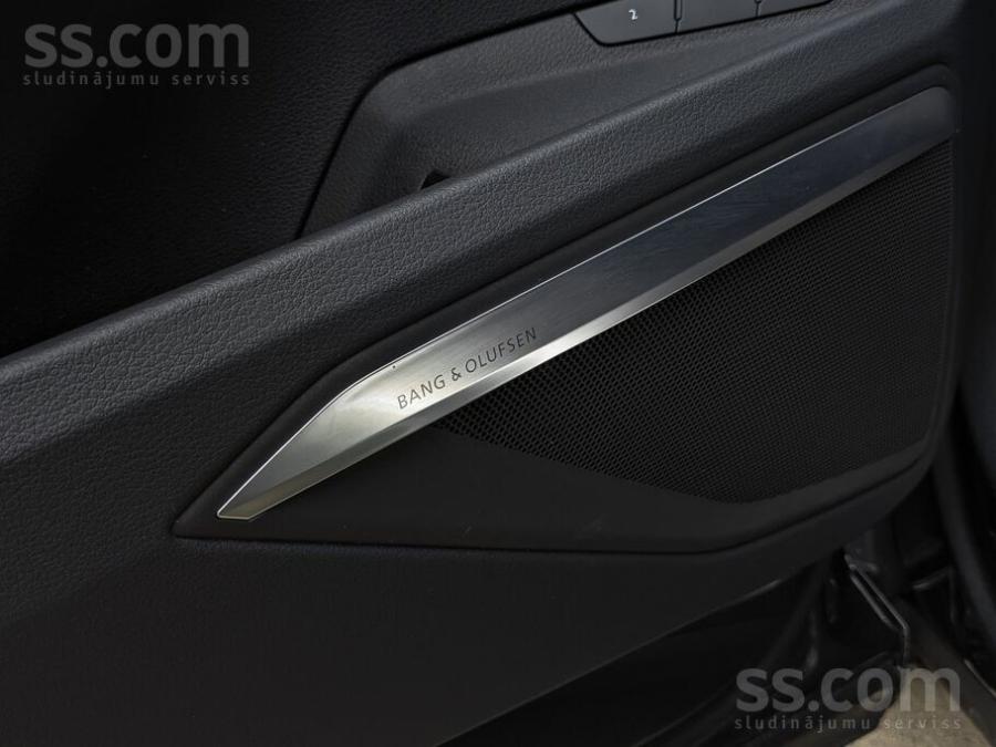 Pelēks Audi E-Tron 2023 Tukums, ar dzinēja tilpumu 0.00 L un nobraukumu 52 tūkst. km par 49990 €, foto 18 vietnē AUTOMOTO.COM.LV