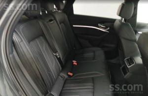 Grey Audi E-Tron 2023 in Tukums, with an engine capacity of 0.00 L and mileage of 132 thousand km for 39990 €, photo 5 on AUTOMOTO.COM.LV