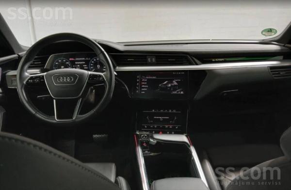 Grey Audi E-Tron 2023 in Tukums, with an engine capacity of 0.00 L and mileage of 132 thousand km for 39990 €, photo 5 on AUTOMOTO.COM.LV