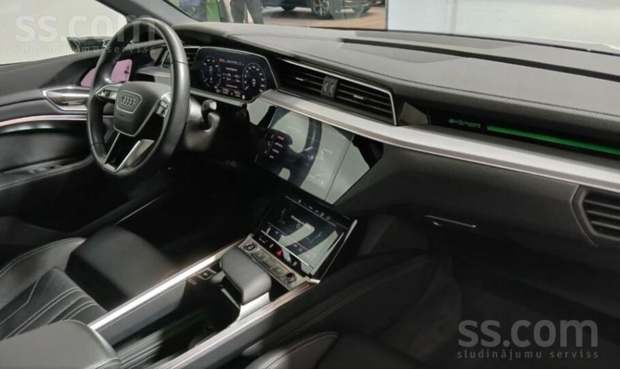 Grey Audi E-Tron 2023 in Tukums, with an engine capacity of 0.00 L and mileage of 132 thousand km for 39990 €, photo 8 on AUTOMOTO.COM.LV
