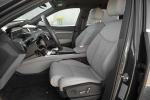 Grey Audi E-Tron 2023 in Vilnius, with an engine capacity of 0.00 L and mileage of 48 thousand km for 38300 €, photo 9 on AUTOMOTO.COM.LV