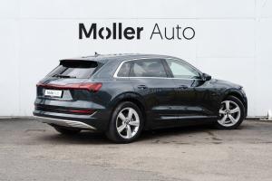 Grey Audi E-Tron 2023 in Riga, with an engine capacity of 0.00 L and mileage of 37 thousand km for 38900 €, photo 5 on AUTOMOTO.COM.LV