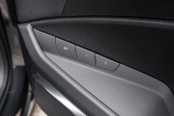 Pelēks Audi E-Tron 2023 Rīga, ar dzinēja tilpumu 0.00 L un nobraukumu 37 tūkst. km par 38900 €, foto 10 vietnē AUTOMOTO.COM.LV
